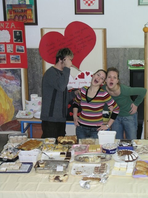 Valentinovo u srednjoj školi Mate Balote - Parentium - Nezavisni portal ...