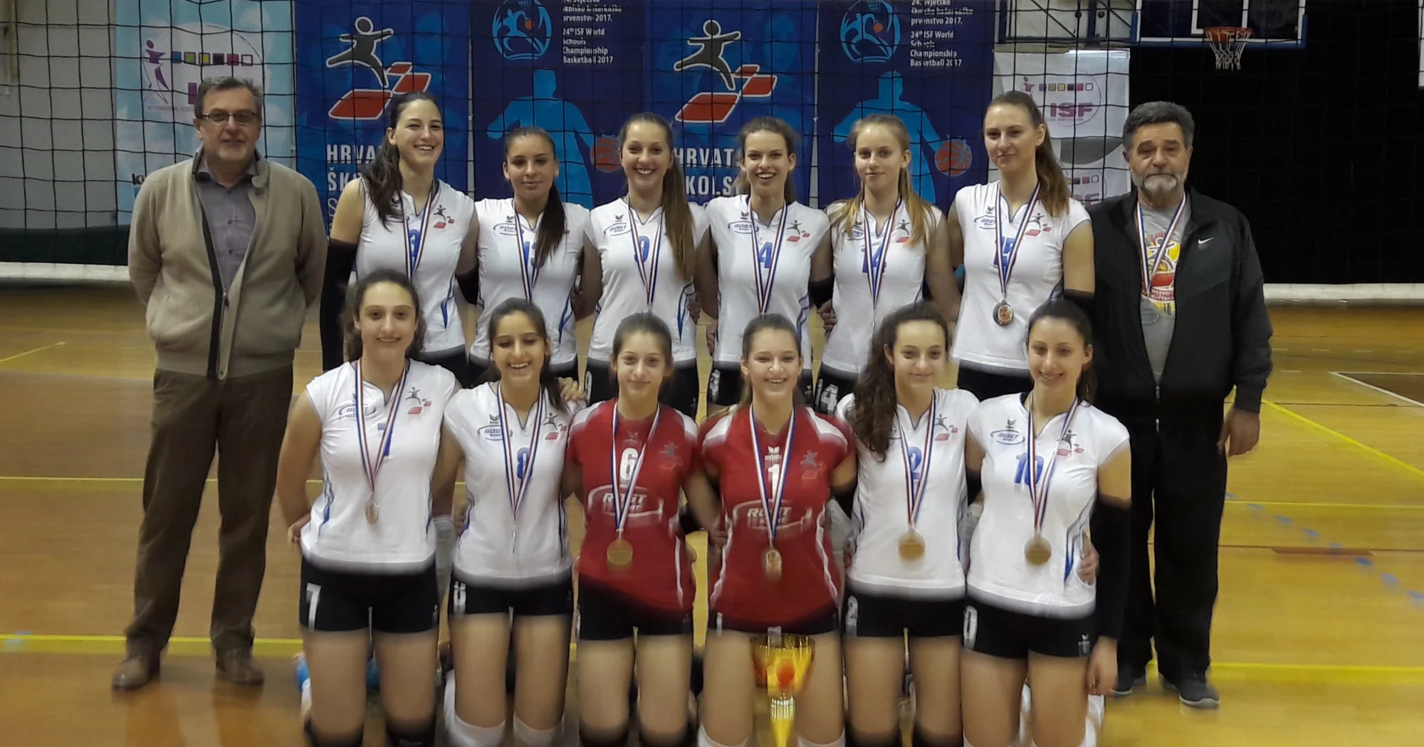 Odbojkašice Srednje škole Mate Balote srebrne na državnom prvenstvu ...