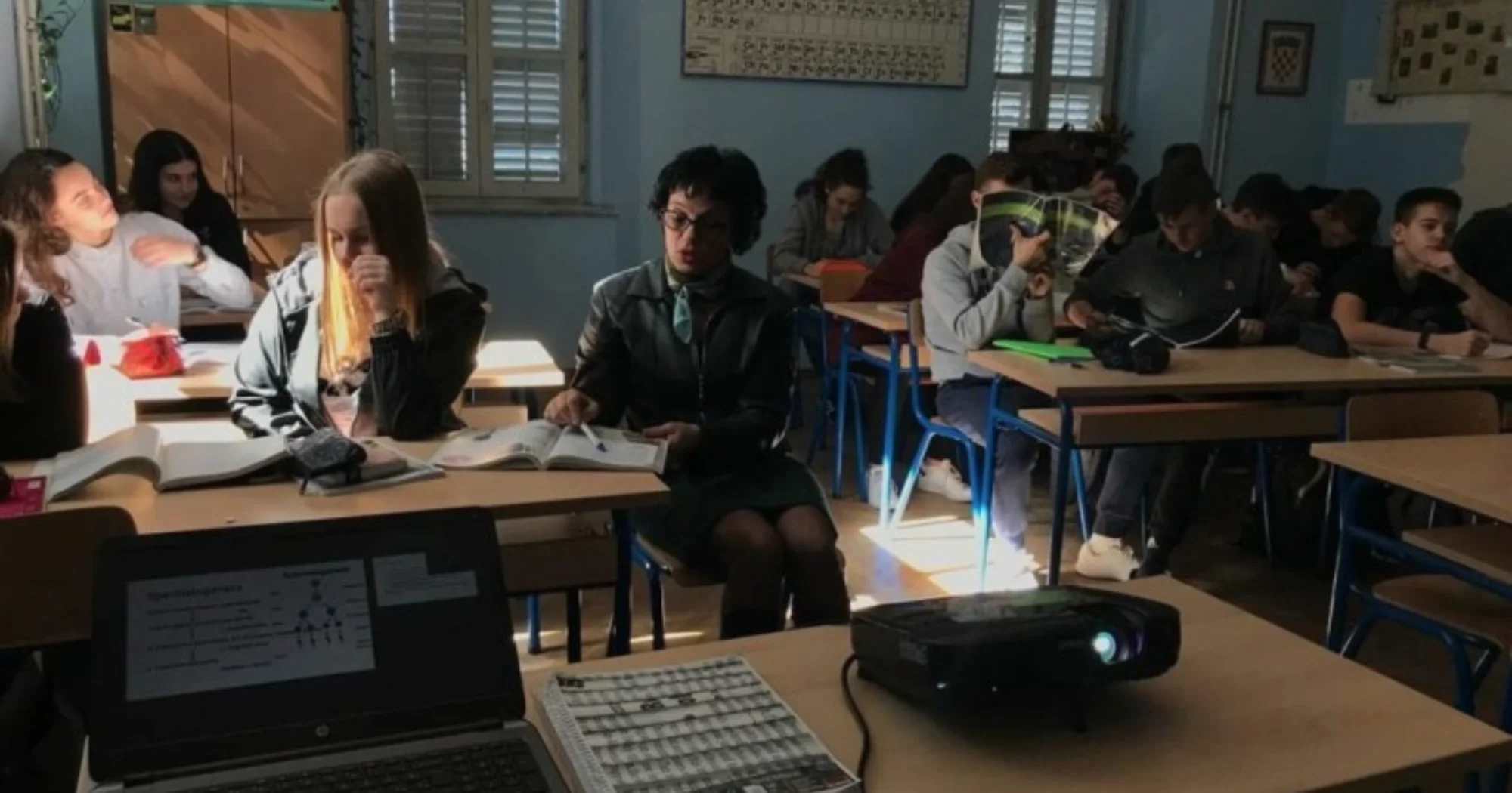 Dan zamjene uloga u Srednjoj školi Mate Balote - Parentium | Vijesti iz ...